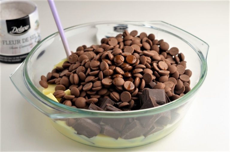 Ciocolata de casa rapida - Retete culinare by Teo's Kitchen