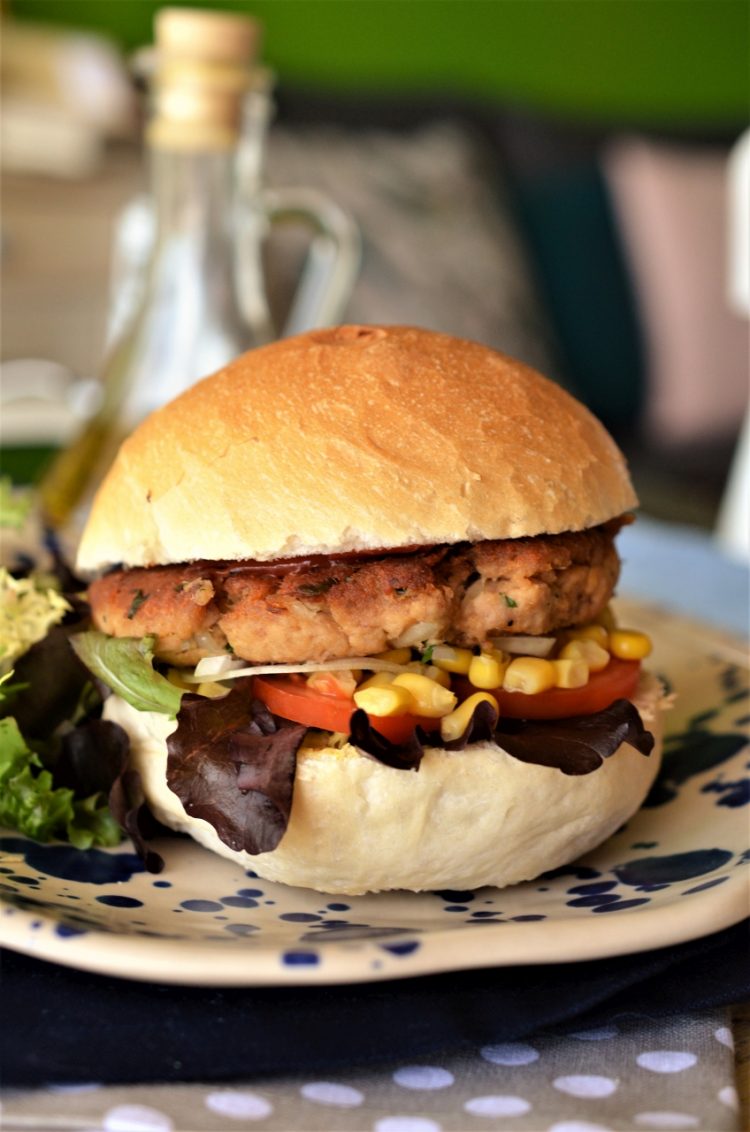 Burger de ton - Retete culinare by Teo's Kitchen