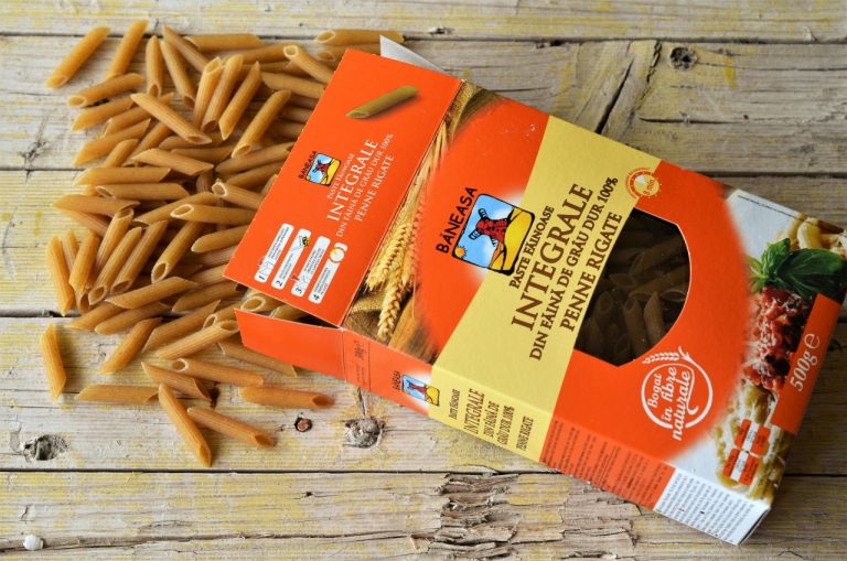 Salata greceasca cu paste - Retete culinare by Teo's Kitchen