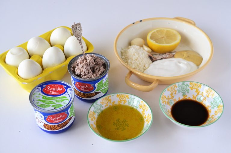 Oua umplute cu sos Caesar - Retete culinare by Teo's Kitchen