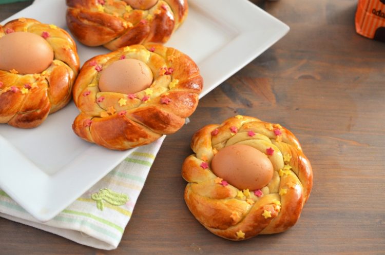 Colacei impletiti pentru Paste - Retete culinare by Teo's Kitchen