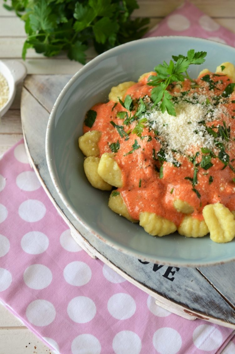 Gnocchi cu sos de vodka - Retete culinare by Teo's Kitchen