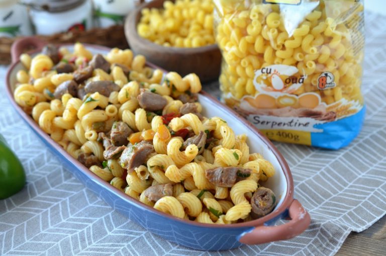 Tocanita de pipote si inimi cu paste - Retete culinare by Teo's Kitchen