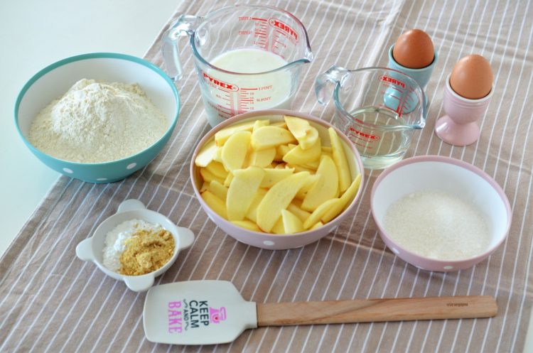 Prajitura cu mere si lapte batut - Retete culinare by Teo's Kitchen