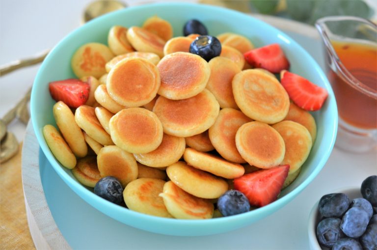 Mini Pancakes - Pancake cereal - Retete culinare by Teo's Kitchen